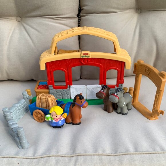 Fisher-Price | Toys | Fisher Price Little People Stable Playset | Poshmark